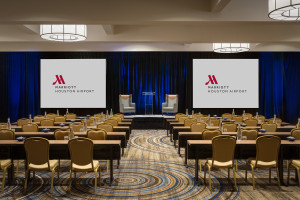 Houston Airport Marriott at IAH debuts multi- million dollar renovation ...