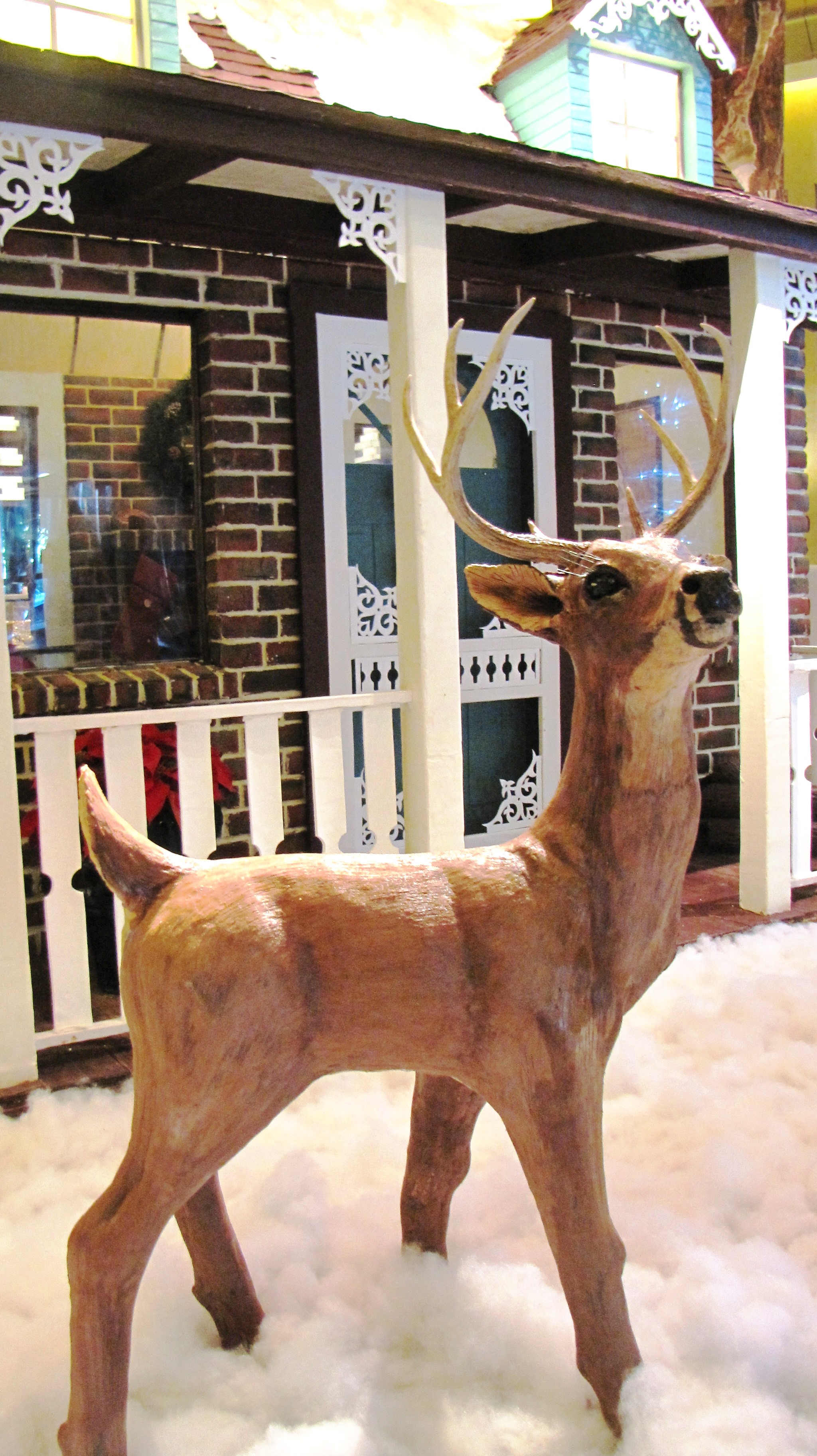 Life-size Gingerbread House adorns Hilton Americas-Houston lobby for ...