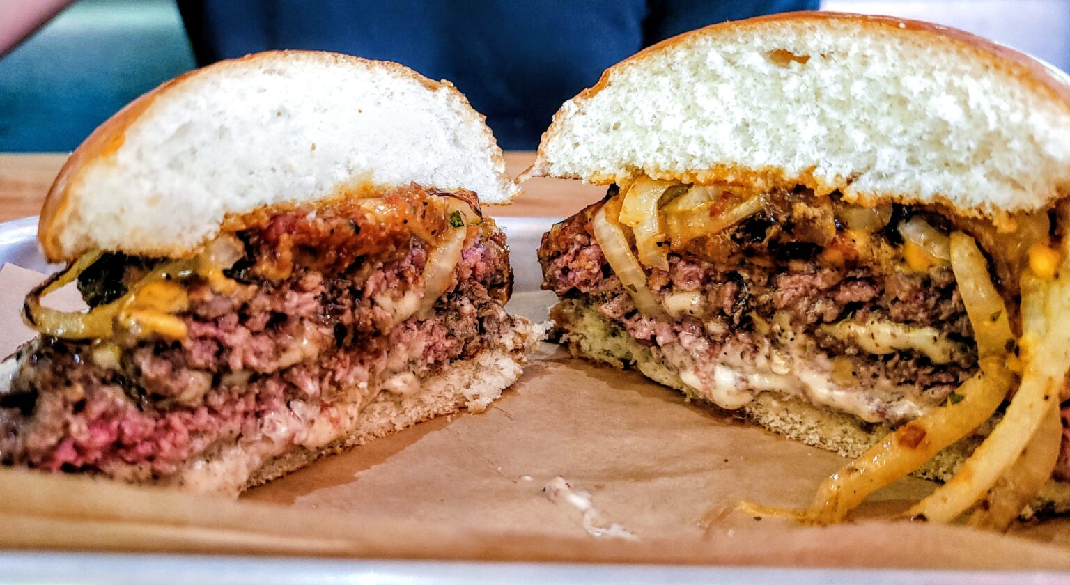 HOPDODDY BURGER BAR OPENS FIRST LOCATION IN THE WOODLANDS – HOT IN ...