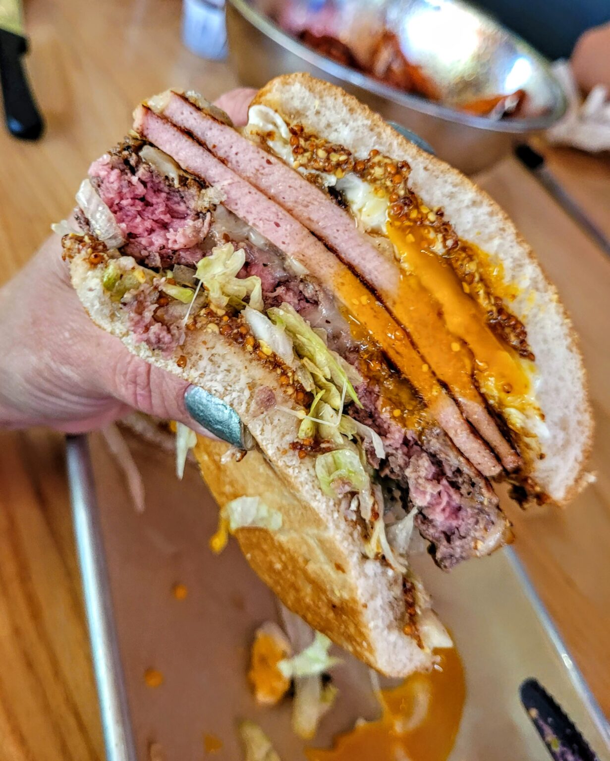 HOPDODDY BURGER BAR OPENS FIRST LOCATION IN THE WOODLANDS – HOT IN ...