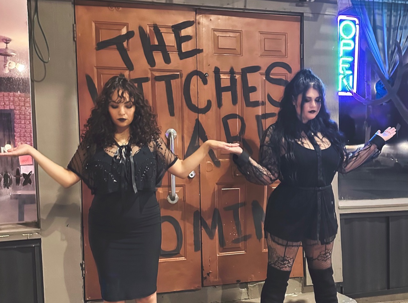 Houston’s New Witchy Wonderland ‘The Cursed Cauldron’ Pop-Up Cocktail ...
