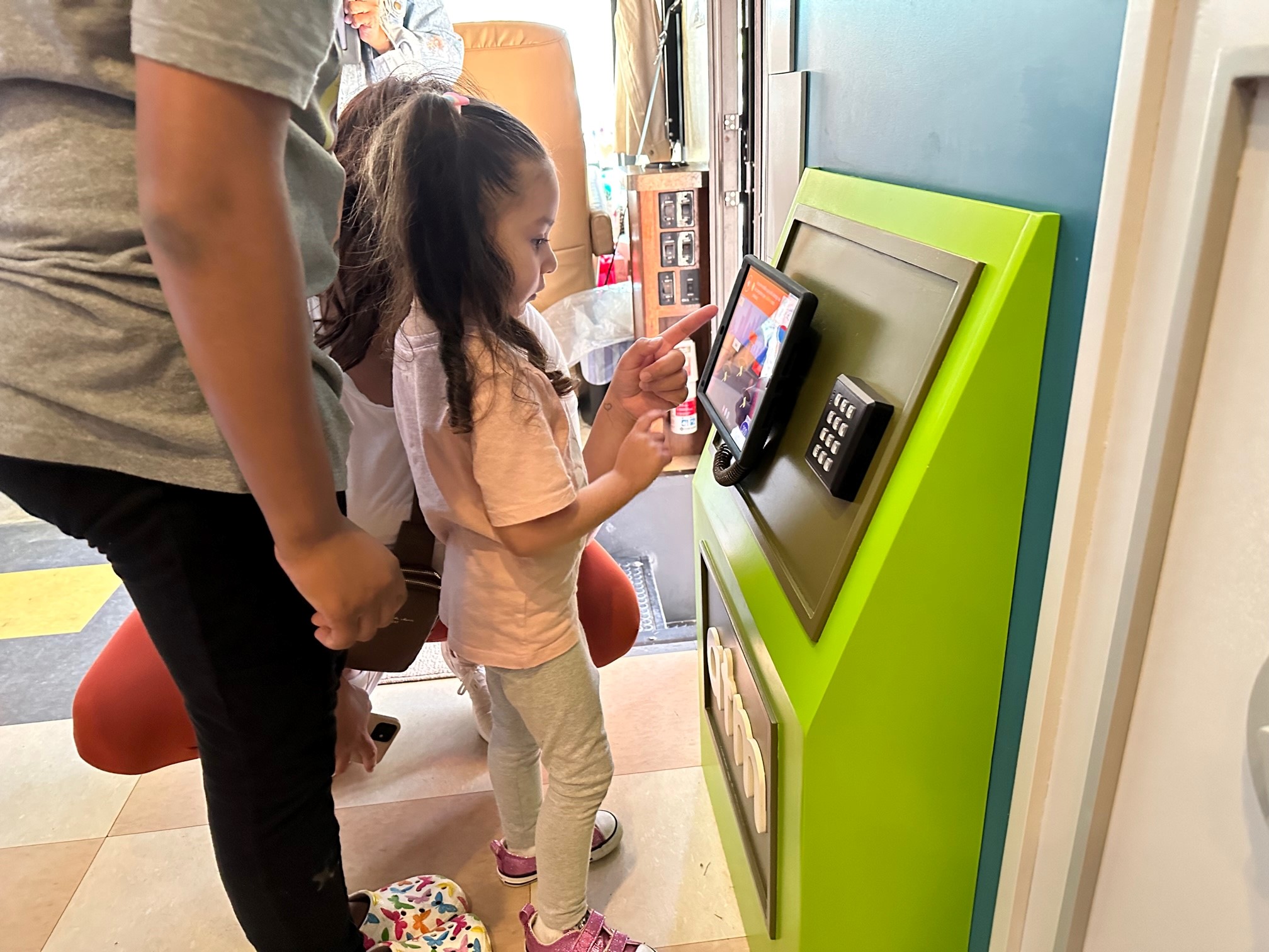 Inaugural Collab Kid U Embarks on Full STEAM Ahead Learning Adventure at Rice University – HOT ...