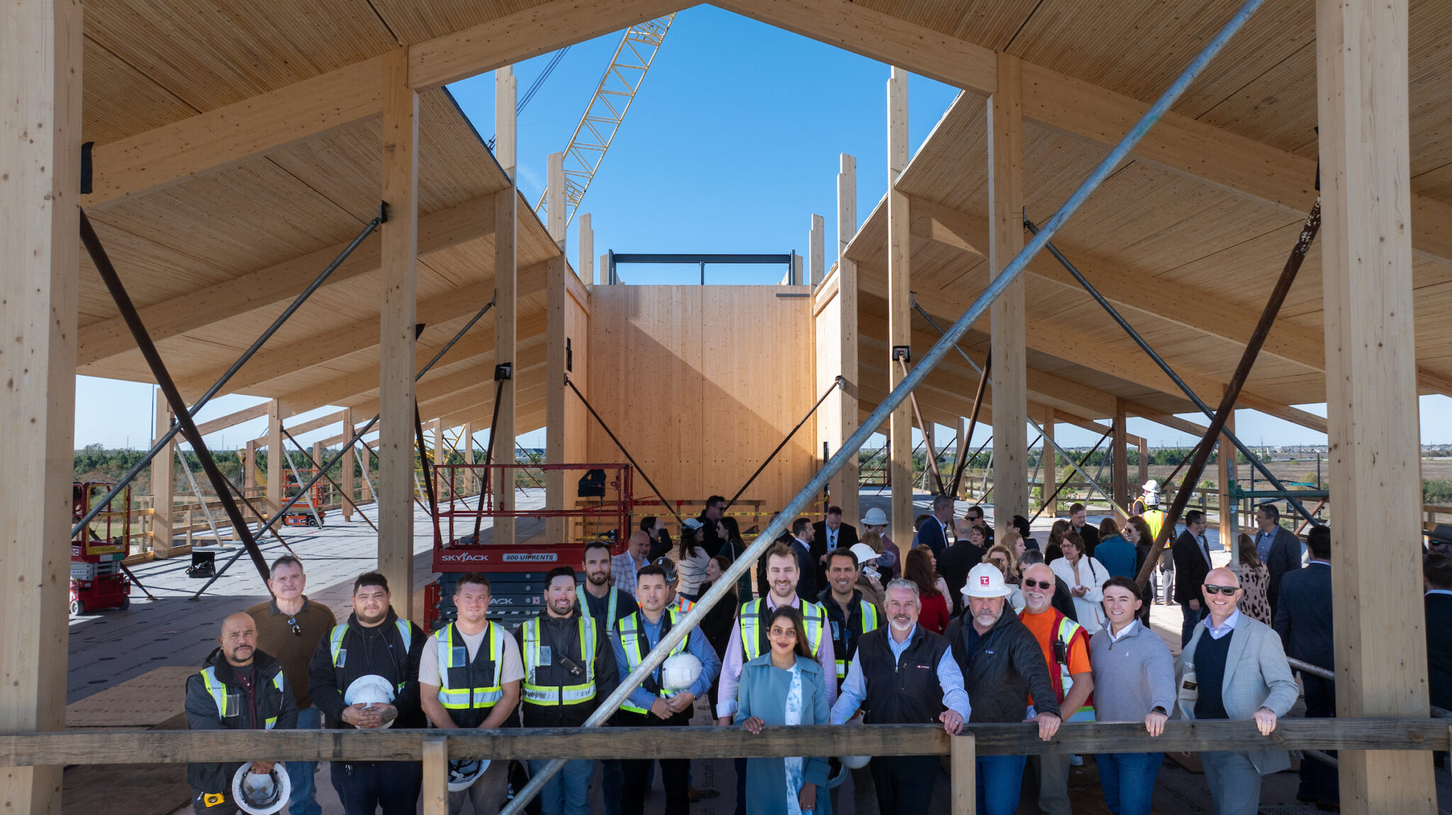 Howard Hughes Tops Out One Bridgeland Green®, Greater Houston’s First ...